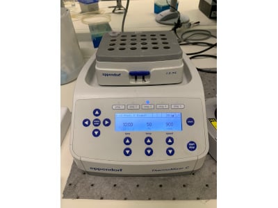 Sample Heating and Mixing Device - Eppendorf ThermoMixer® C ...